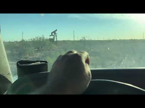 West Texas Oilfiled Driving on Lease Roads Mentone, TX Picking Up Centerfuse #westtexas #midland