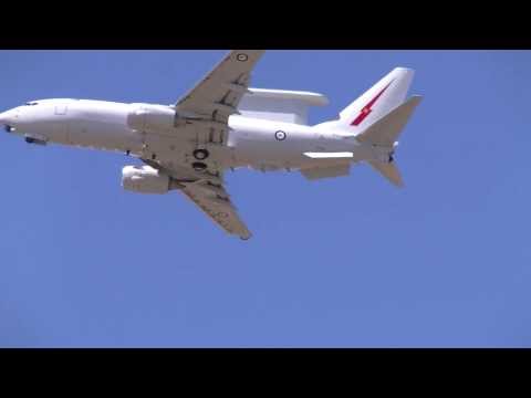 Boeing E-7A Wedgetail Miss Approach Point Cook Airshow 2014