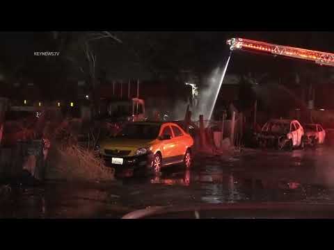 2 Homes, Multiple Vehicles Burn in 3rd Alarm Fontana Fire – KeyNewsNetwork