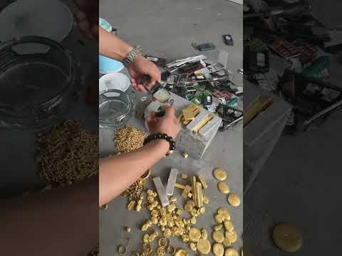 E-waste to gold.#goldrefining #ewaste