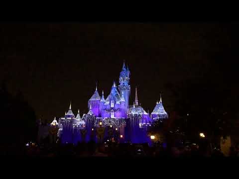 Snow Comes To Disneyland Resort For Wintertime Enchantment ~ Daps Magic