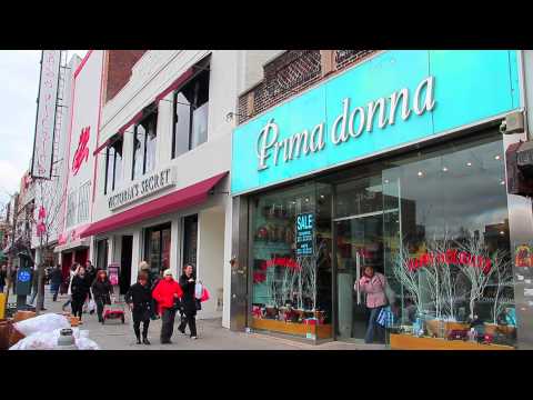 ^MuniNYC - Broadway & Steinway Street (Astoria, Queens 11103)