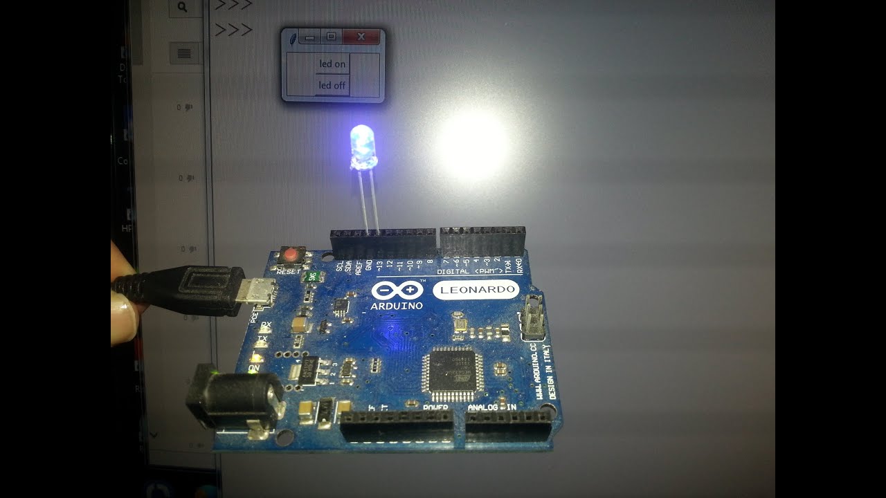 Creating a two button graphical interface in Python to control a led