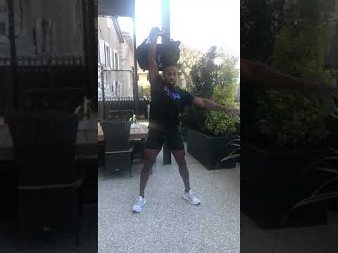 One arm Overhead Backpack Squat | myworkouts.io