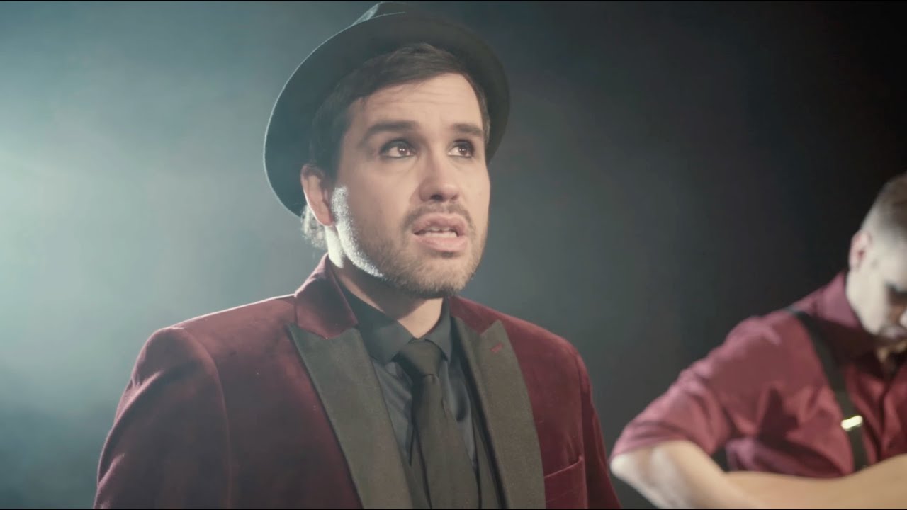 Emry Ghill - L'Envers Du Décor - Official music video