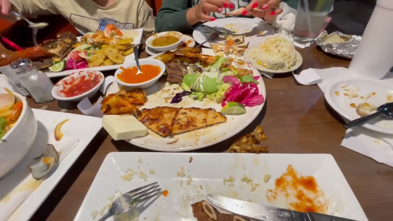 Lempira Charlotte NC 宏都拉斯￼餐館Vlog