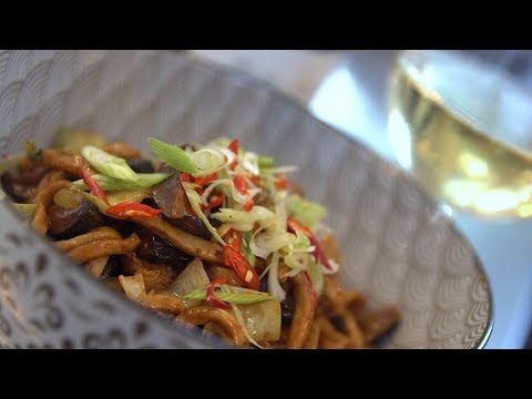 DAVID’S FAT SHANGHAI NOODLES WITH PORK & BLACK VINEGAR