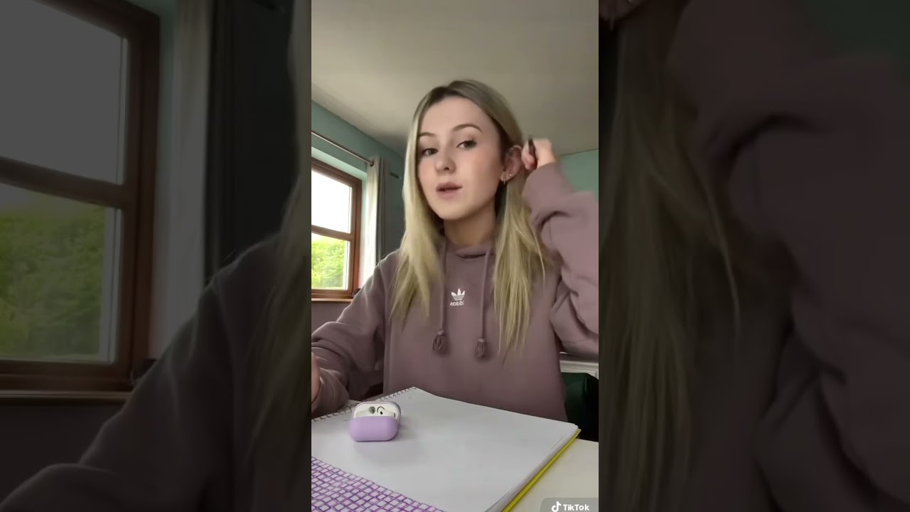 Its works every time 🤪🤪 #school #teacher #airpods #shorts