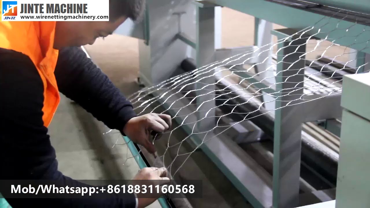 CNC straight and reverse twisted hexagonal wire netting machine for Gabion wire mesh