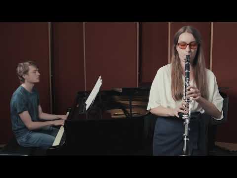 21. Happy Birthday – clarinet tune & piano accompaniment