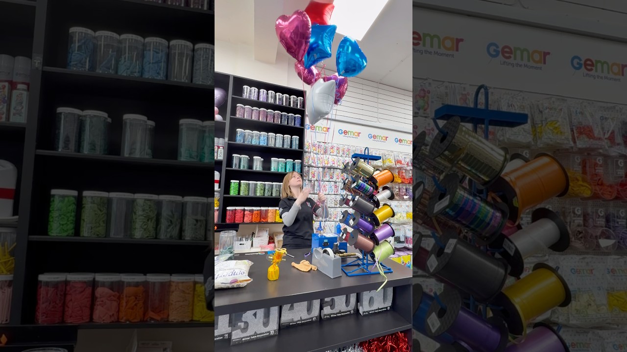 Preparing a Bright & Bold Balloon Bouquet | Partyrama