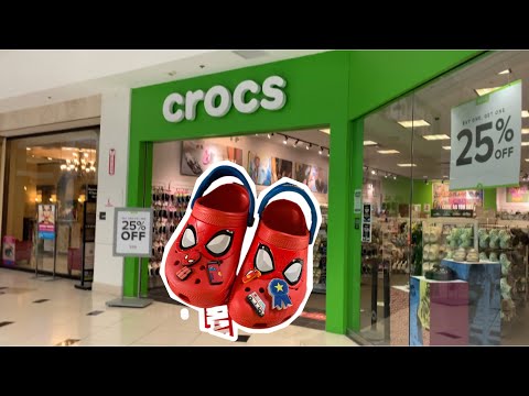 Come With Me To The Crocs Store