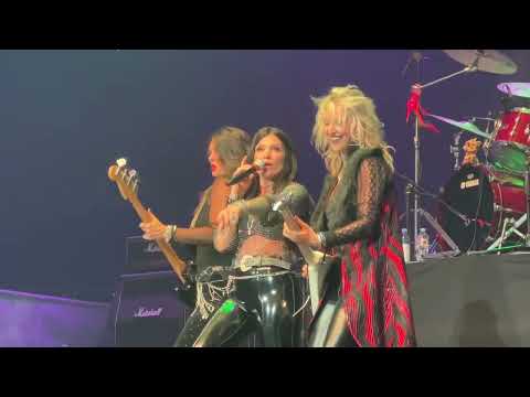 Vixen Recruit Rosa Laricchiuta As Their New Singer – Metal Anarchy