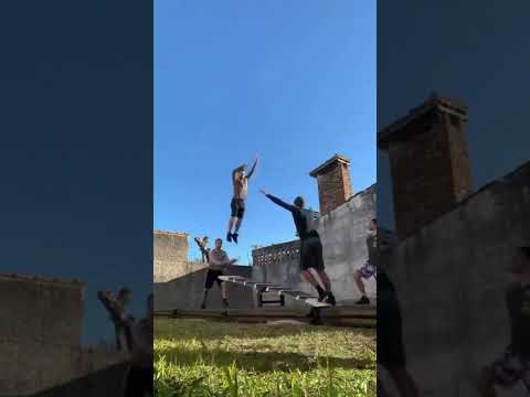 The best examples of teamwork I’ve ever seen 🔥