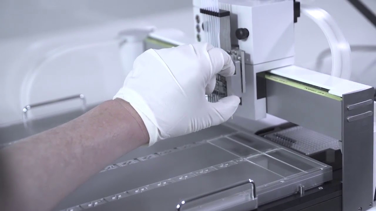 Non-contact microarrayer Nano-Plotter from GeSiM