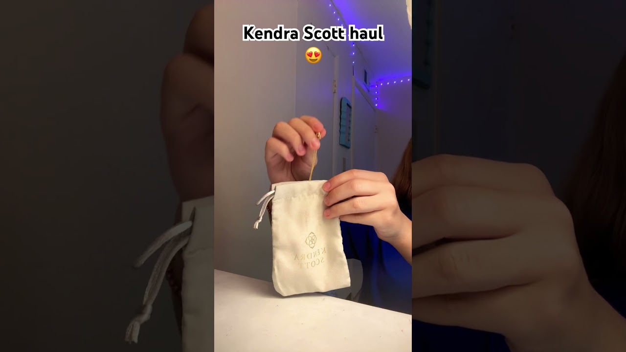 I’m in love 😍 #kendrascott #beautiful #jewllery @KendraScott