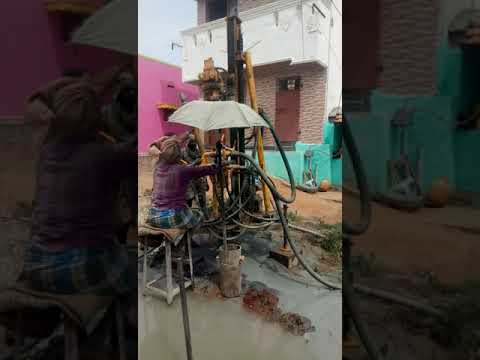 தென்காசி மாவட்டம் கடையநல்லூர் தாலுகா பாம்பு கோவில் சந்தை நீரோட்டம் பார்க தொடர்புக்கு 900 340 24 14