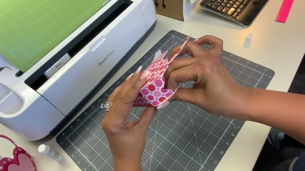 Valentine Heart Box Cricut Tutorial