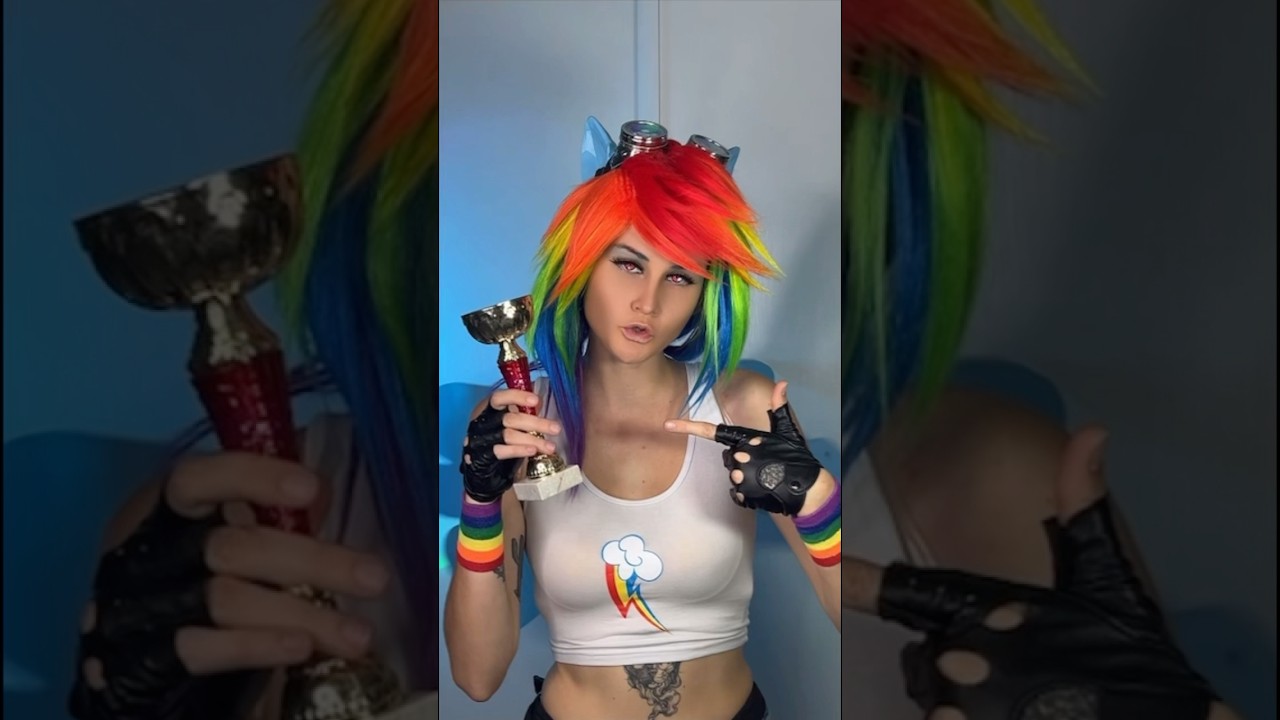 Remake of my Rainbow Dash cosplay 💪 #mlp #cosplay