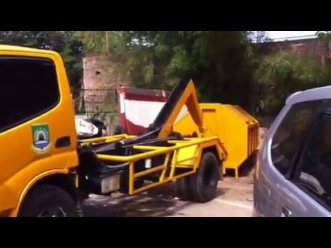 Arm Roll 6 Kubik | Karoseri arm roll