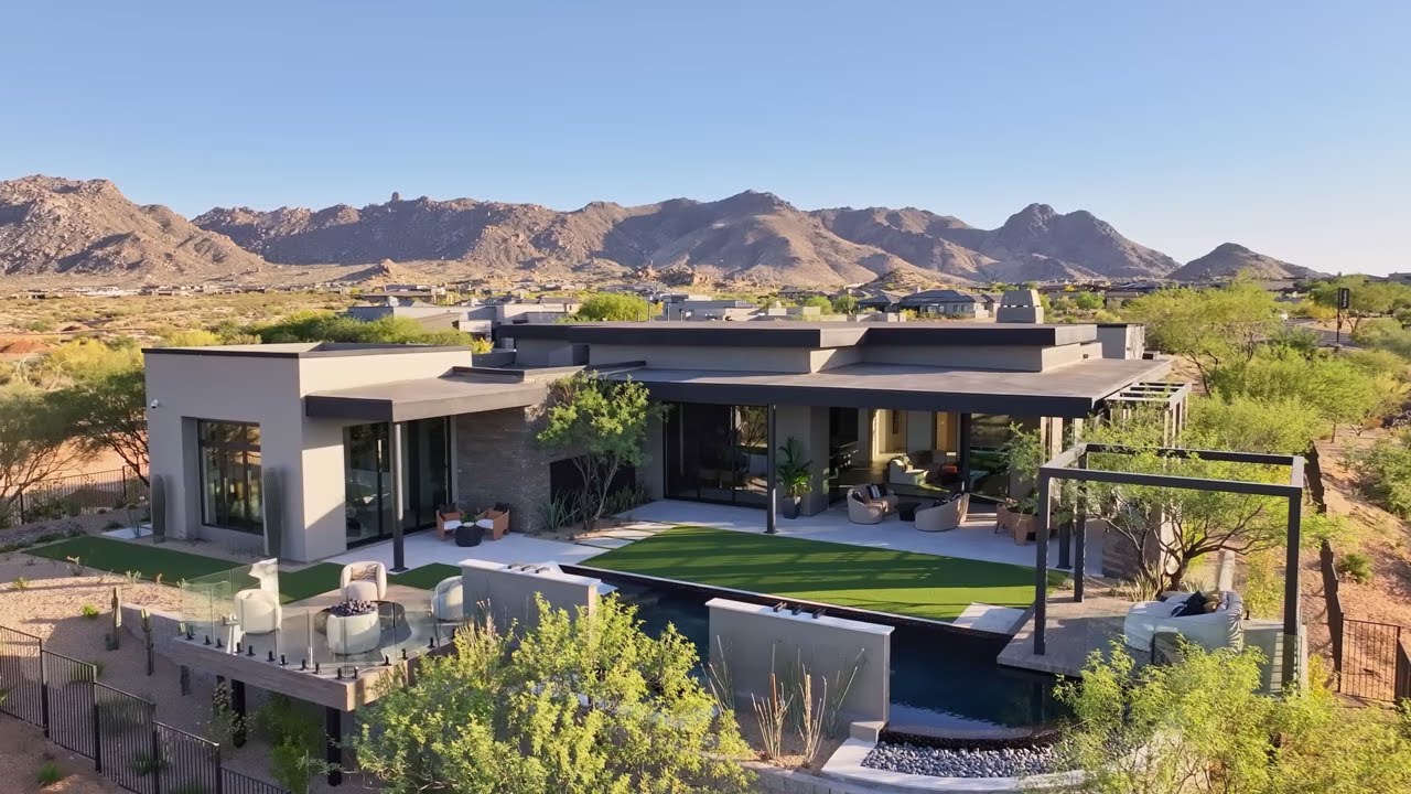 INSIDE A MODERN LUXURY HOME THAT CHANGES EVERYTHING YOU THINK ABOUT DESIGN | $2.2M+