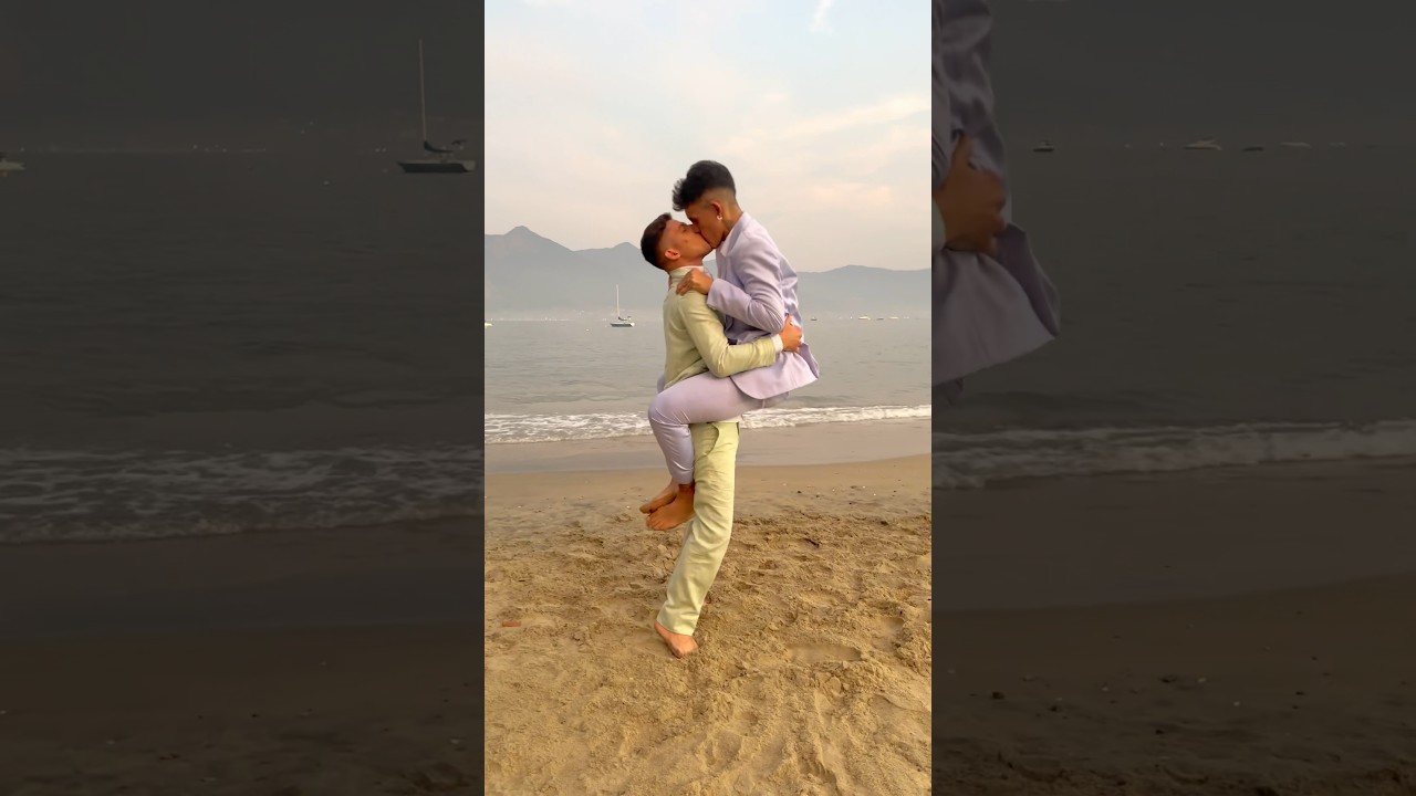 Nosso primeiro beijo (Gloria Groove) #shortsvideo #gloriagroove #tiktok