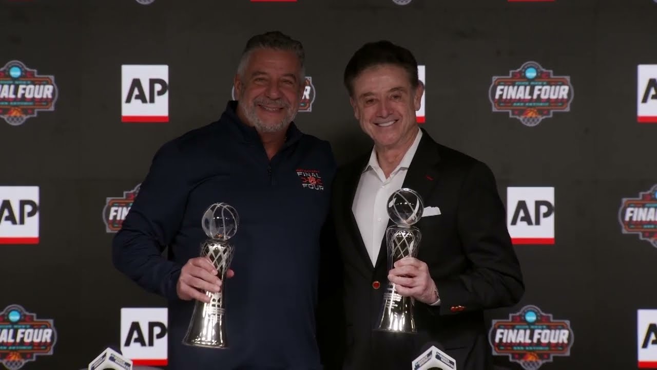 Auburn coach Bruce Pearl is named AP co-Coach of the Year with St. John's coach Rick Pitino.