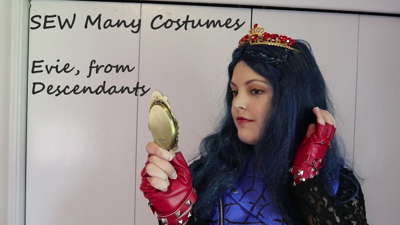 Evie - Descendants - SEW Many Costumes