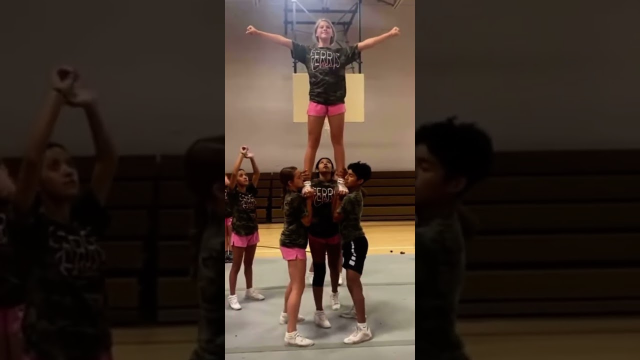 ( Flying ) my 1st full down from prep with this stunt group. Date: October, 12, 2021