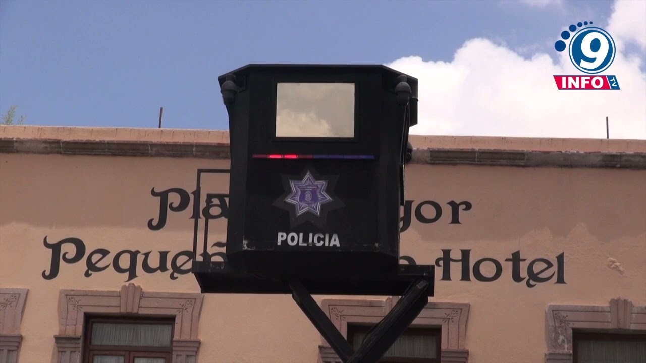 Detuvieron a dos personas por probable robo y posesión de droga