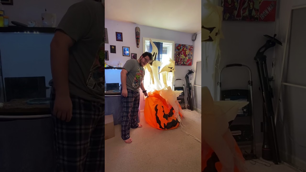 Gemmy 2006-2007 inflatable 8ft ghost in pumpkin