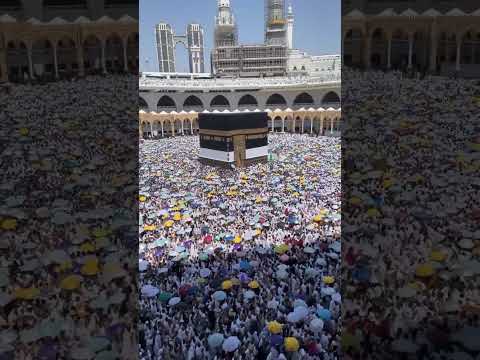 A majestic scene of the Hajj pilgrims during Tawaf Al Ifada on the first day of Eid #eidmubarak