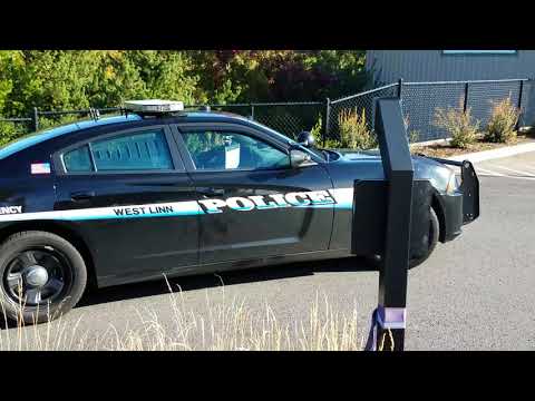 Uncle Bob's fresh out of Jail 1st Amendment Audit (PASS) West Linn Police Department