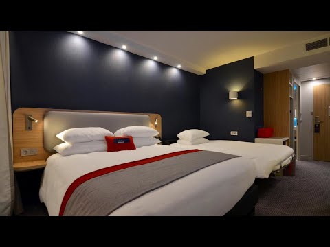 #ReviewHotel #Review Holiday Inn Express - Paris - CDG Airport, an IHG Hotel