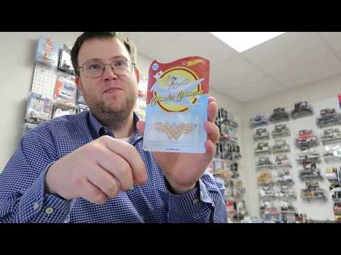 HOT WHEELS WALMART MAIL-IN WONDER WOMEN INVISIBLE JET OPENING