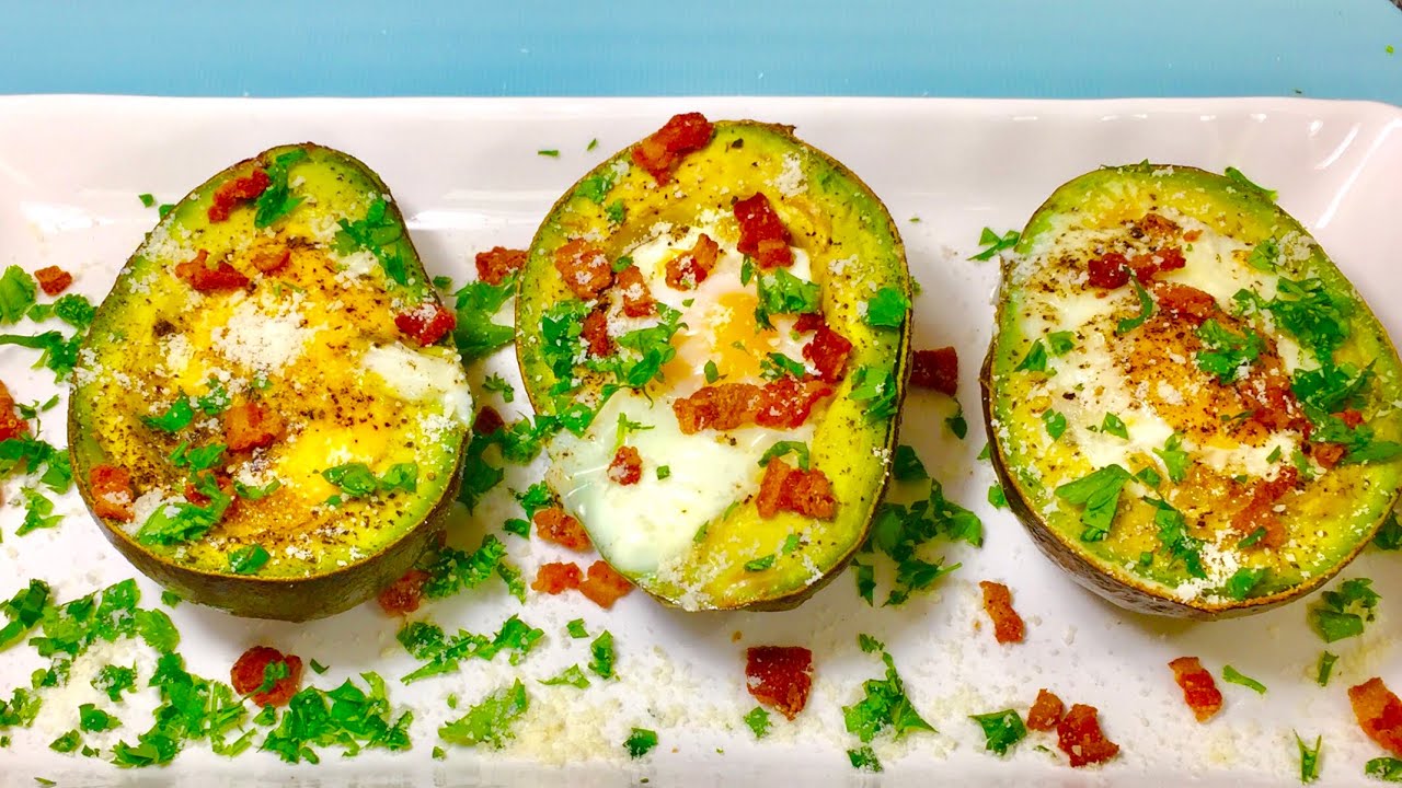 Baked Avocado & Egg Breakfast Cups