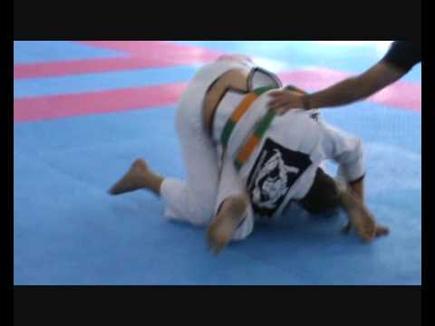BJJ ATHENS GI CHALLENGE 2010 (-88KG WHITE BELTS, GB GREECE)