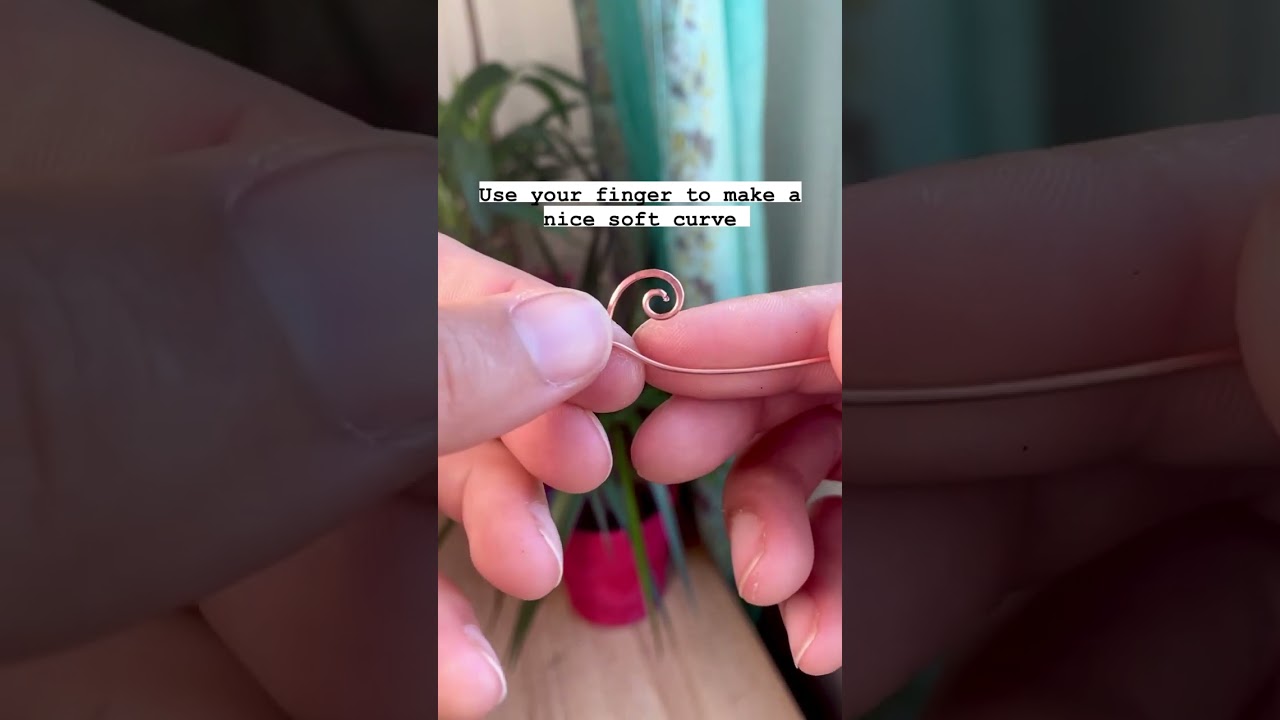 Mini Tutorial - Elegant Swirly Copper Earrings 💙 #earringtutorial #jewelrytutorial #earring #diy