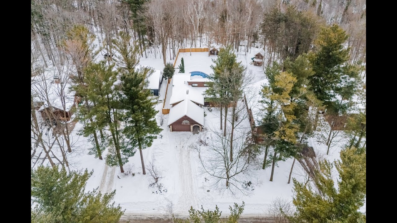 43 Olivers Lane, Caledon East Home - Real Estate Properties