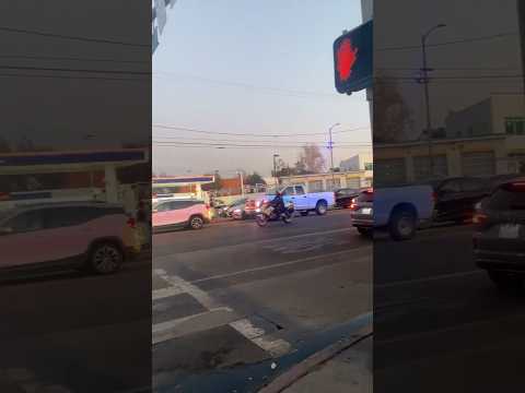 CHP CODE 3 MOTORCYCLE OFFICER HEADING TO CHASE SHORT #shortsfeed
