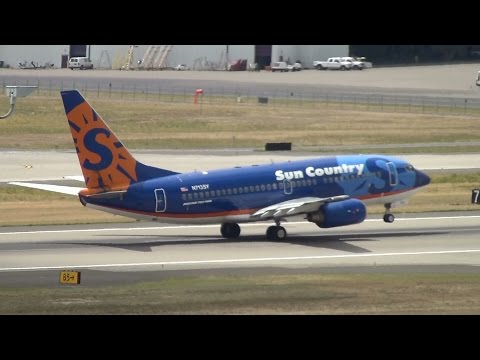 Buddy On Board: Sun Country 737-700 [N713SY] Takeoff Portland Airport (PDX)