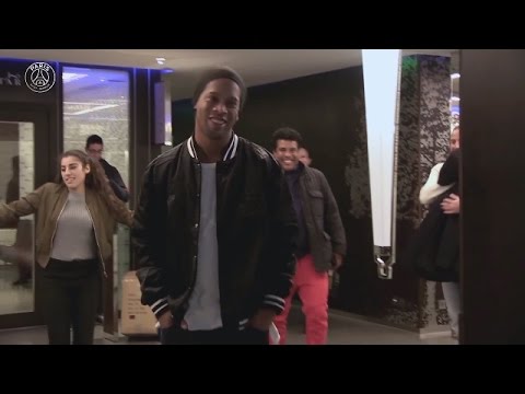 Lisa Freestyle and Paris trap Ronaldinho | Paris Saint-Germain F.C.