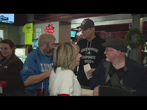 Weed dispensary, Detroit Red Wings star Darren McCarty given veterans cash for holidays