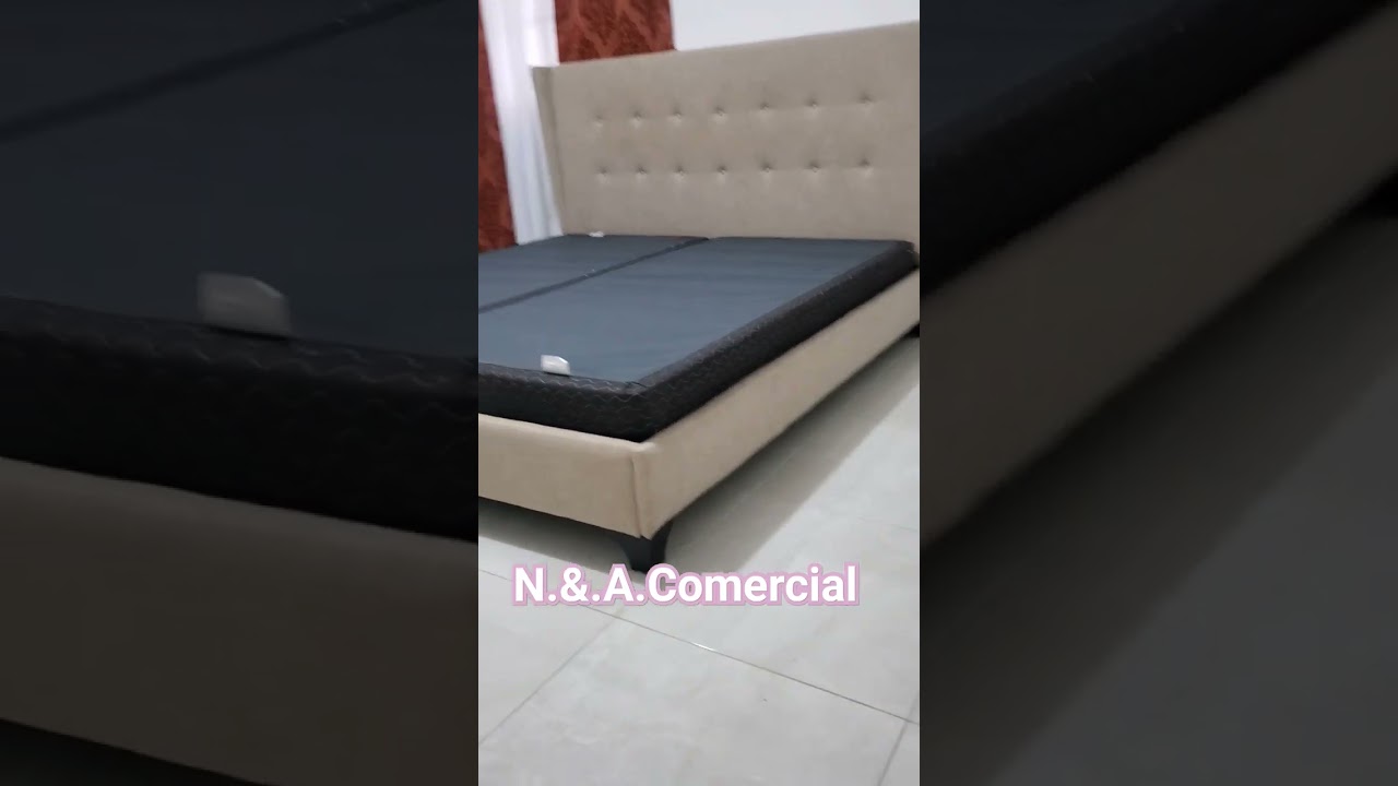 Cama king size ideal para un buen descanso.