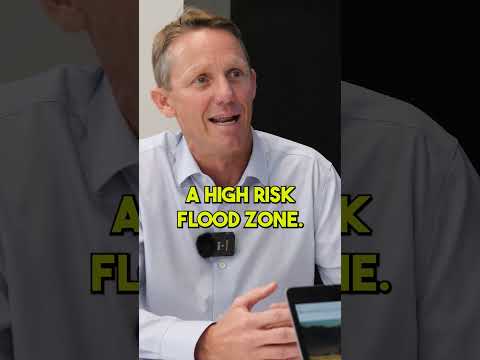 Should You Get Flood Insurance For Your Home? | #shorts #realestate #homeownersinsurance