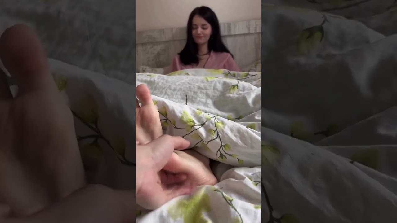 feet tickle