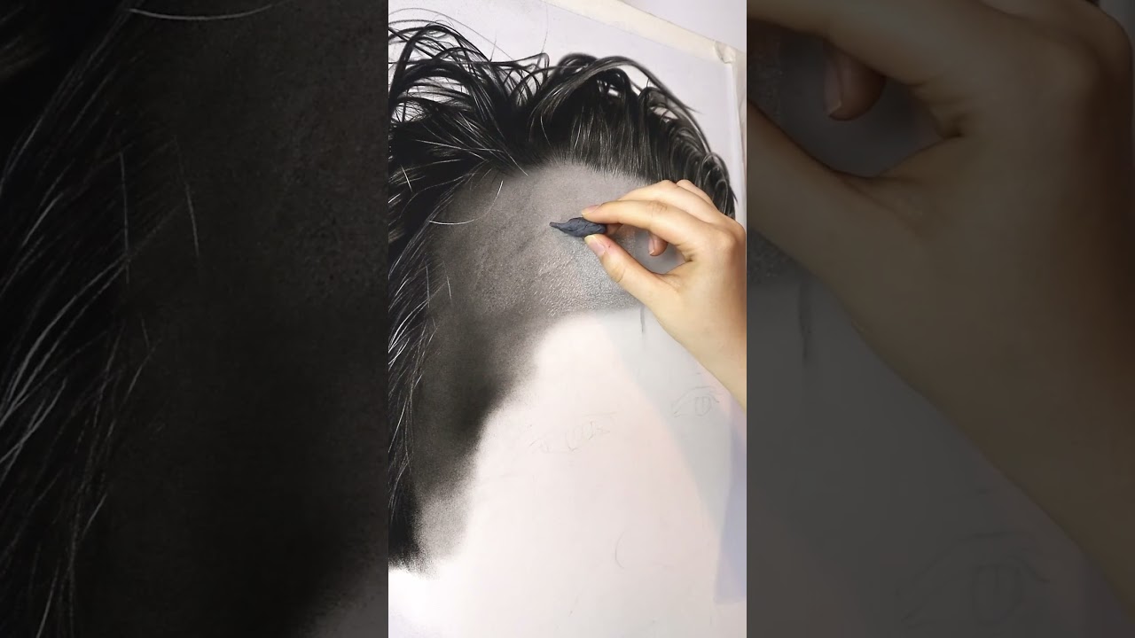 My new hyperrealistic drawing made with charcoal and graphite - Part 1