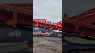 Sandvik QA 451 vibrating screen for sale from Poland Boguszyce, FD44215 ...