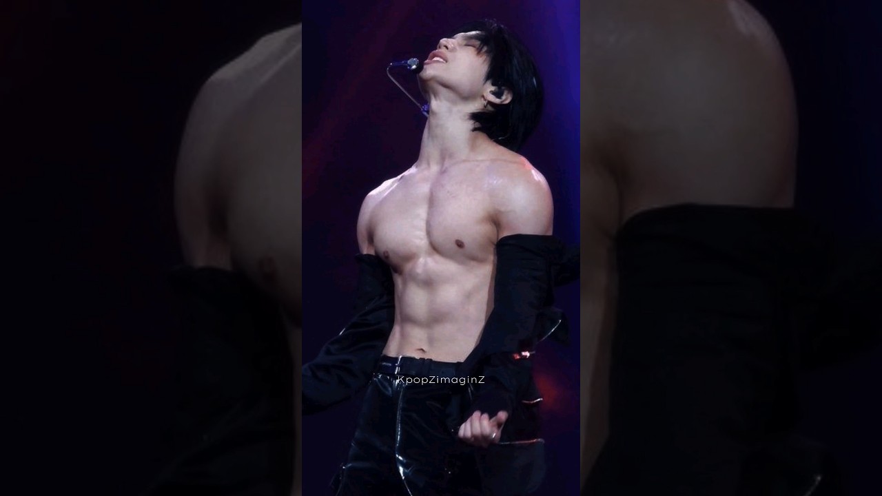 h-hyunjin's a-abs?!??!!?!😨😭