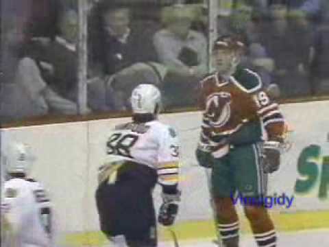 Claude Loiselle vs. Greg Hawgood, March 23, 1989 - New Jersey Devils vs ...